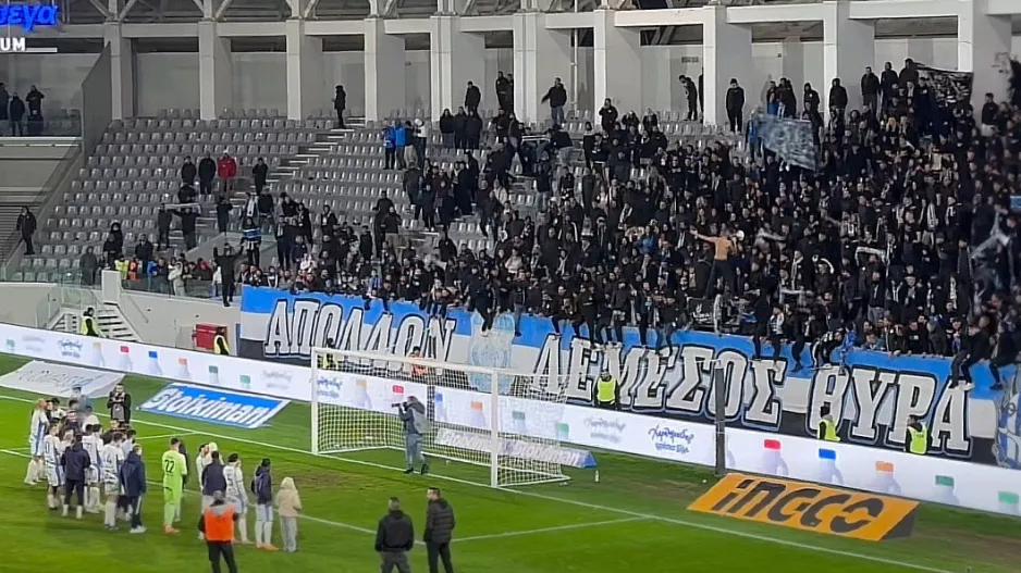Μετά την πρόκριση: Παίκτες και κόσμος... πάρτι στο πέταλο (Βίντεο ...